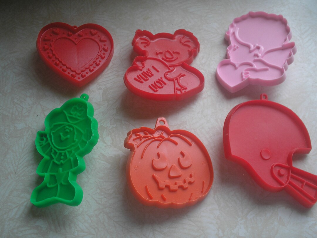 Plastic Cookie Cutter Set for the Spring Holidays - Etsy