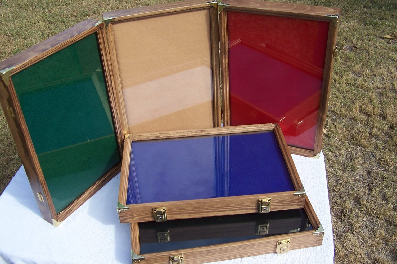 ARROWHEAD DISPLAY CASE 18x24x2 Wall Mount Locking Badges - Etsy Australia