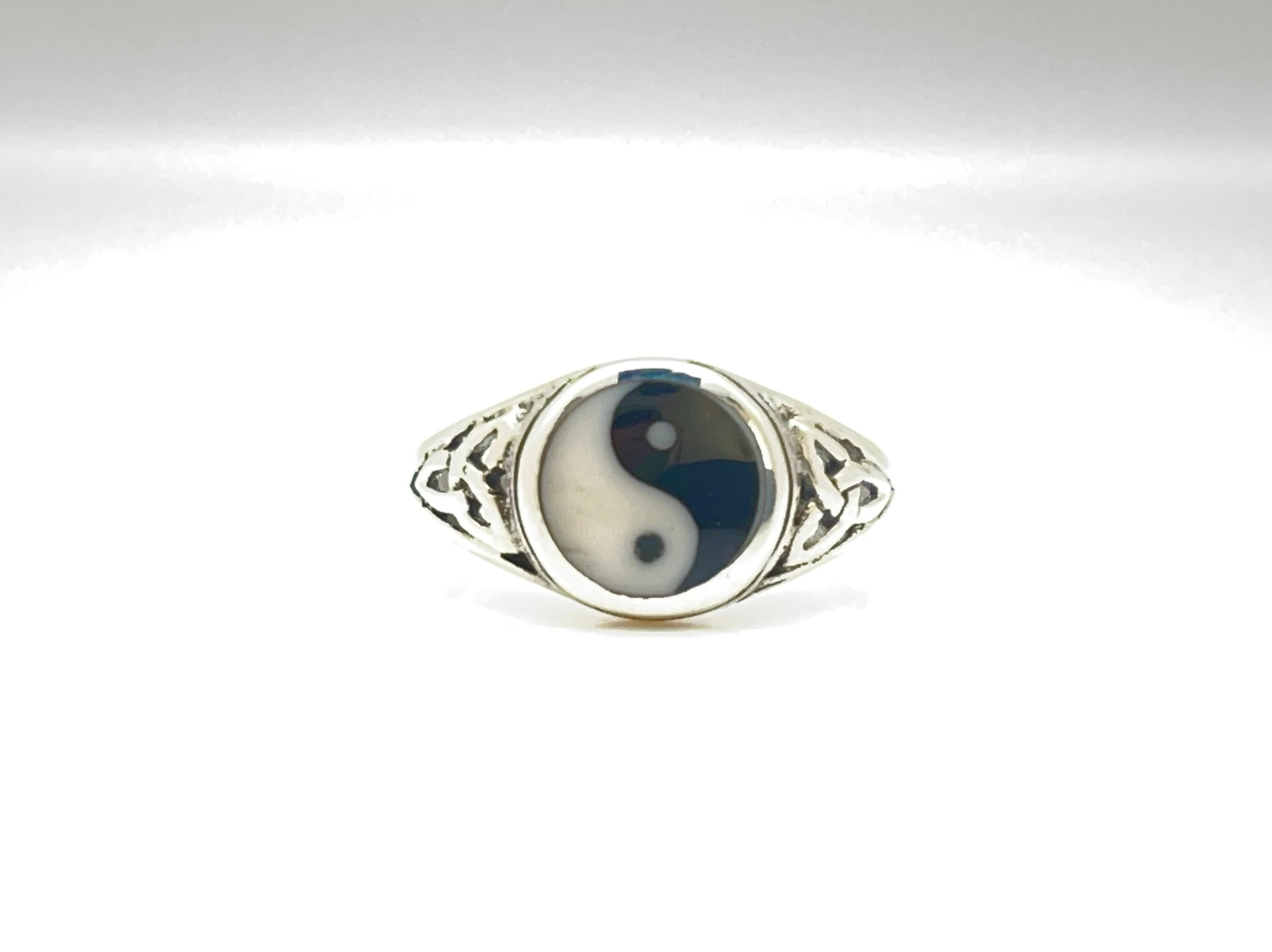 Celtic Yin Yang Ring // Yin and Yang Ring // 925 Sterling | Etsy