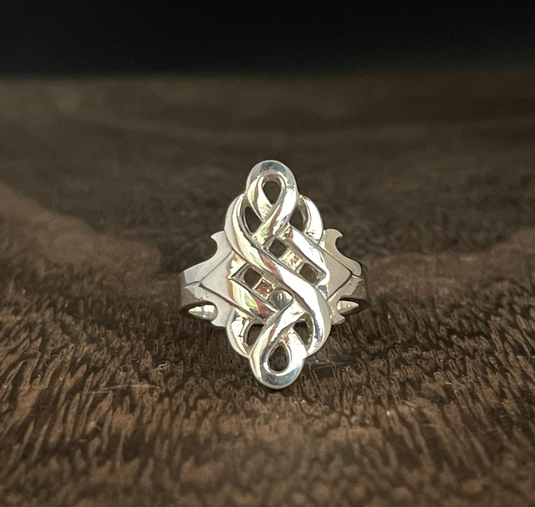 Celtic Knot Ring // Celtic Eternity Ring // 925 Sterling Silver ...