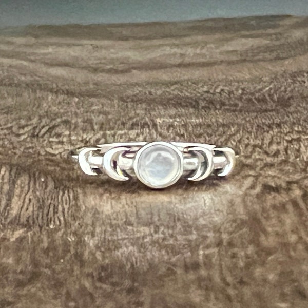 Moon Phase Ring - Etsy