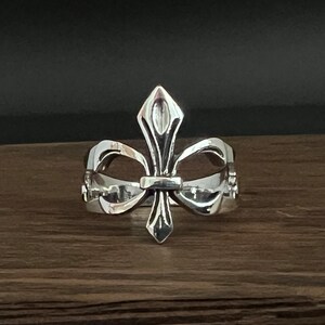Fleur De Lise Silver Ring // 925 Sterling Silver // Handmade // Size 5 ...