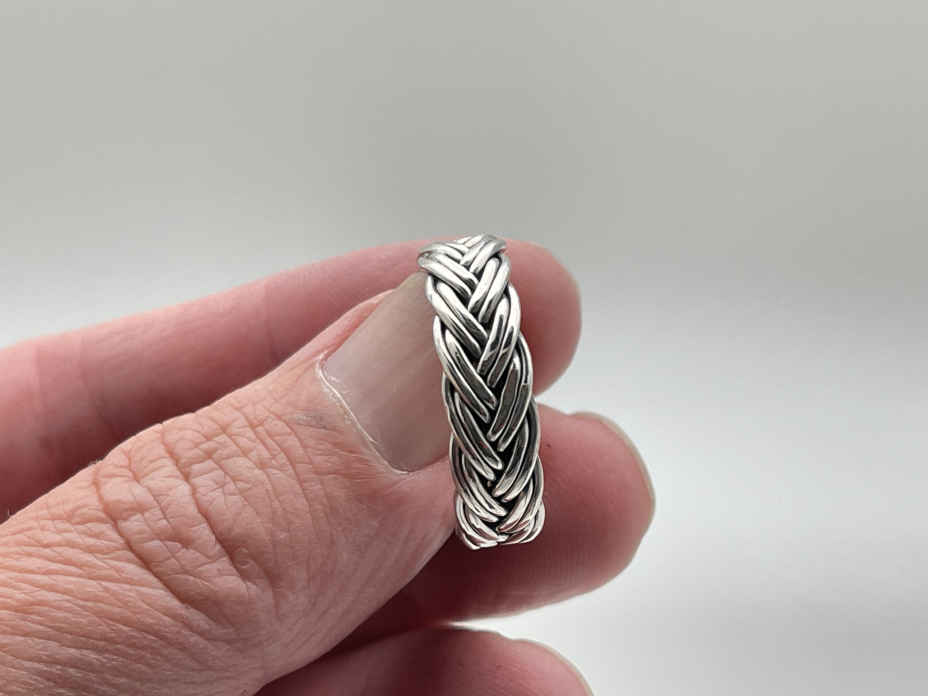 Double Weave Silver Ring // 925 Sterling Silver // Celtic - Etsy
