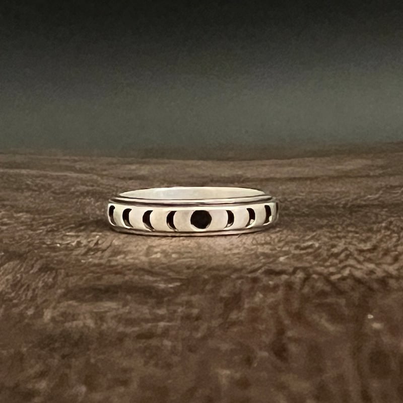 Moon Phase Ring - Etsy