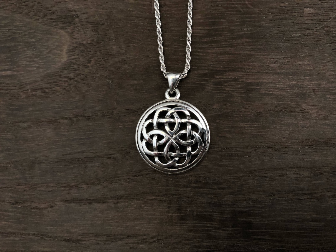 Knotted Celtic Pendant Dara Celtic Knot Pendant Necklace - Etsy