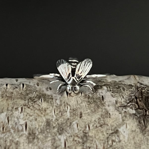 Fly Ring - Etsy