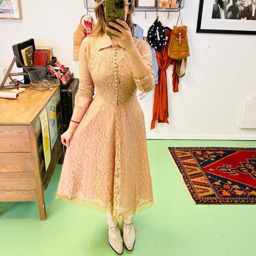 1940s/1950s Rose Cherubini of Quincy Vintage Rose Gold 2 Piece Lace Set ...