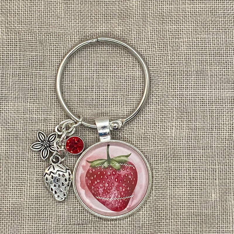 Strawberry Ring - Etsy