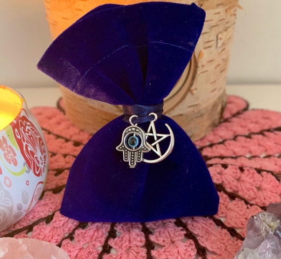 PROTECTION Mojo Bag/Charm and Spell Bag | Etsy