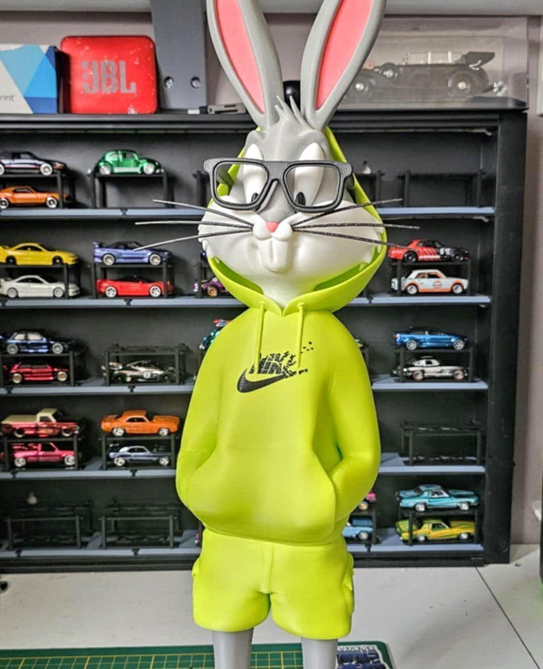 Looney Tunes Bugs Bunny 6.5 Inches 3D Printed Figure Hand-painted or ...