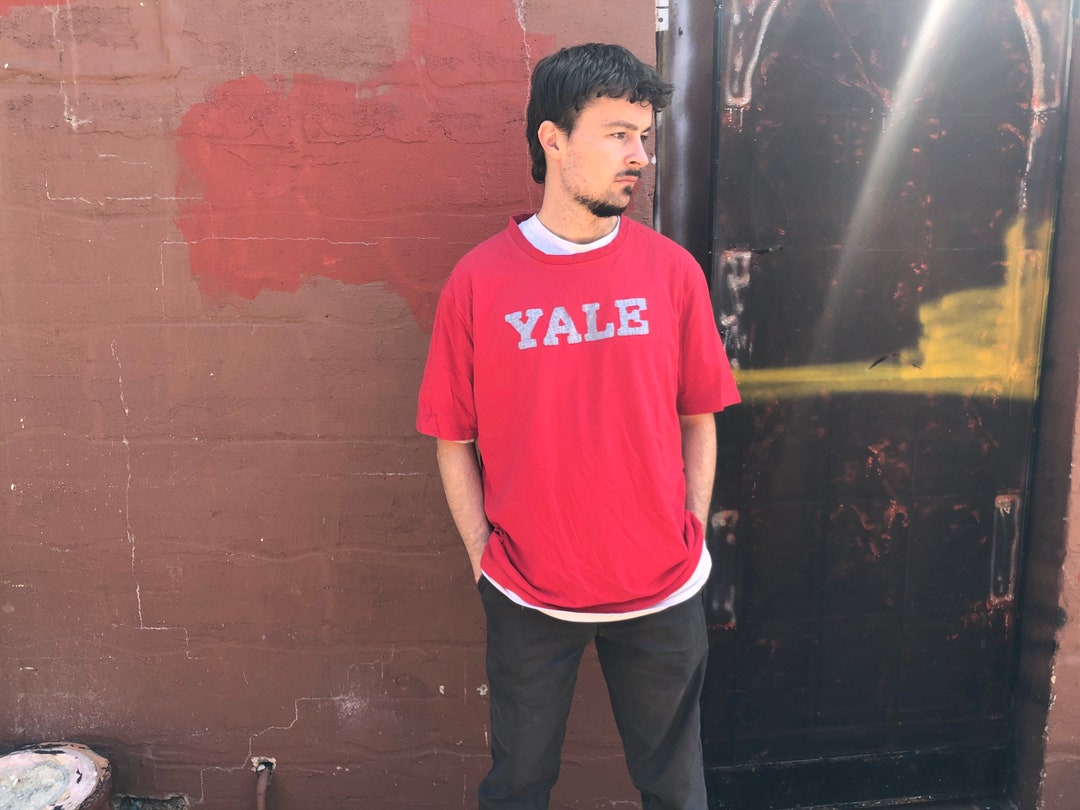 Vintage Yale T Shirt / USA University Alum / Student / Yale College ...