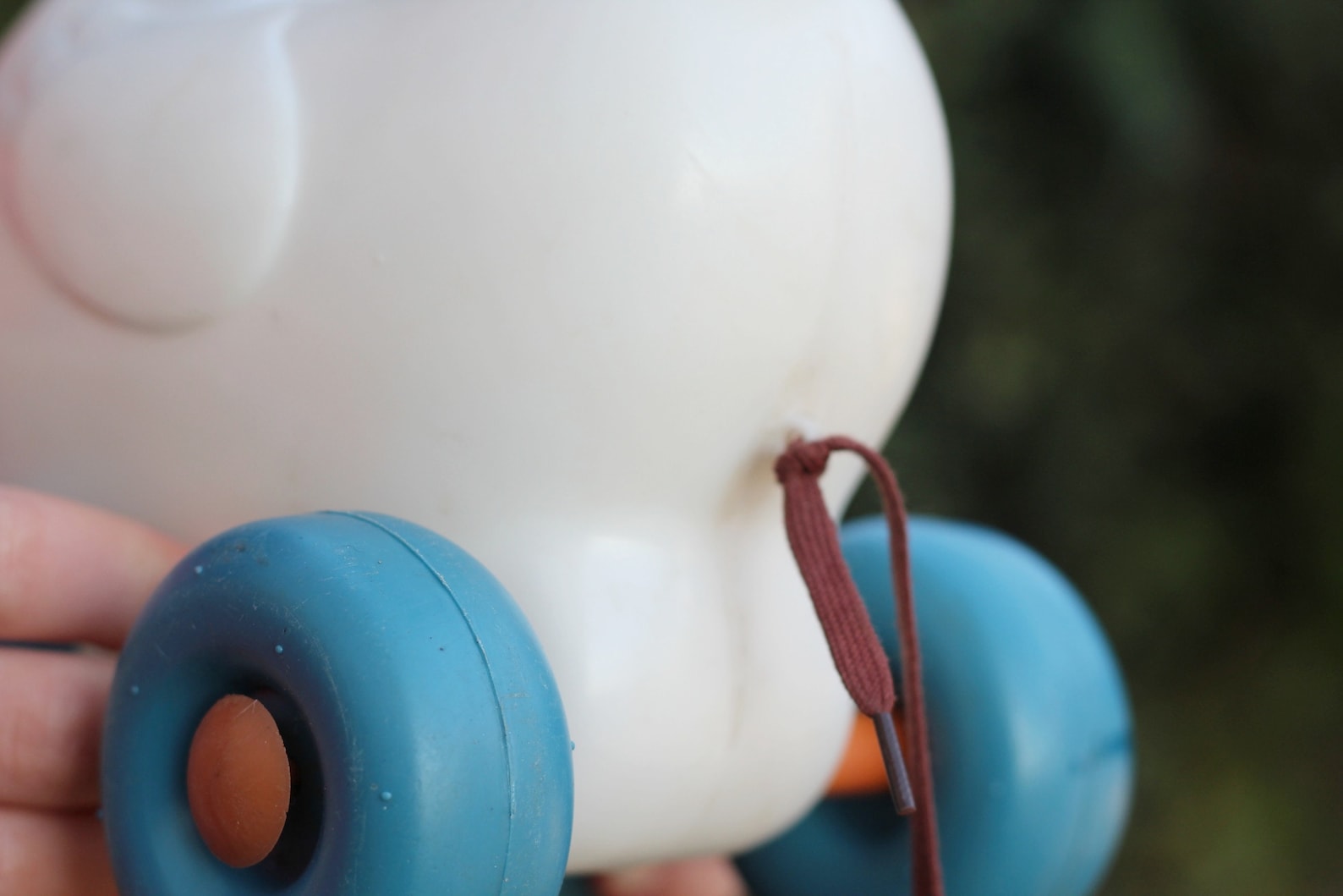 Vintage Mechanical Moving Plastic Duck on Wheels, Pull Along Toy - Etsy