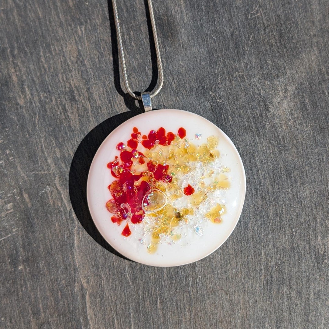 Stunning Sparkling Reds, Golds and Silvers in This Dichroic Glass Frit ...