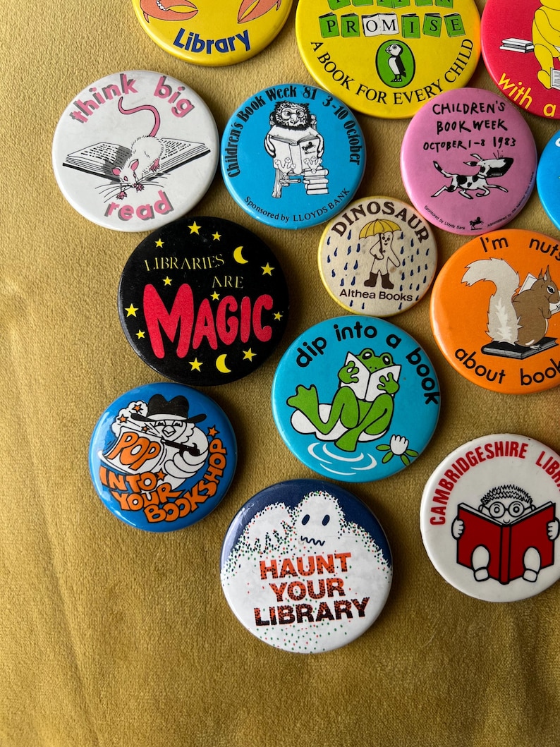 Vintage Retro Pin Badges Books Libraries Reading 70s 80s Collectible ...