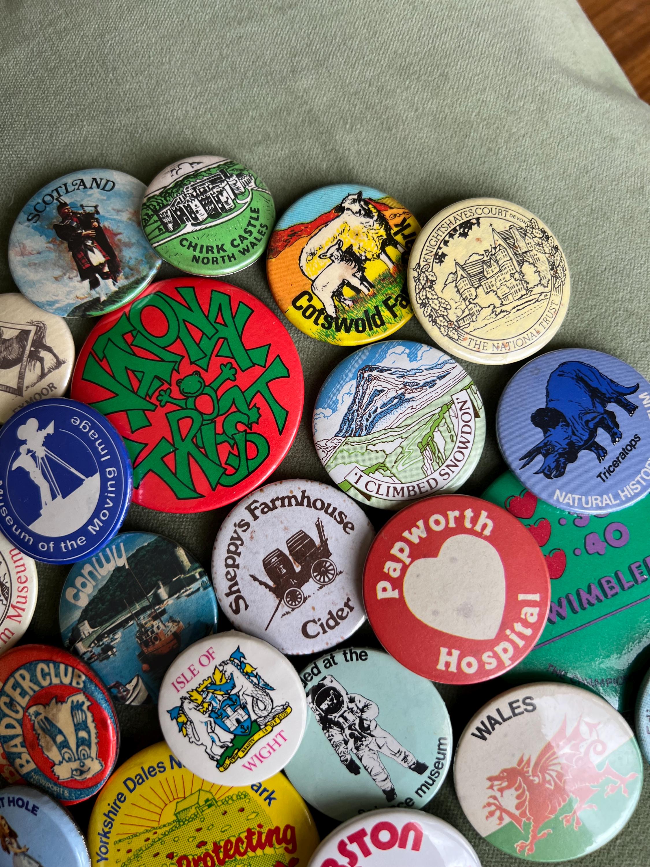 Vintage Travel Pin Badges | 70s 80s Tourist Souvenir - Etsy
