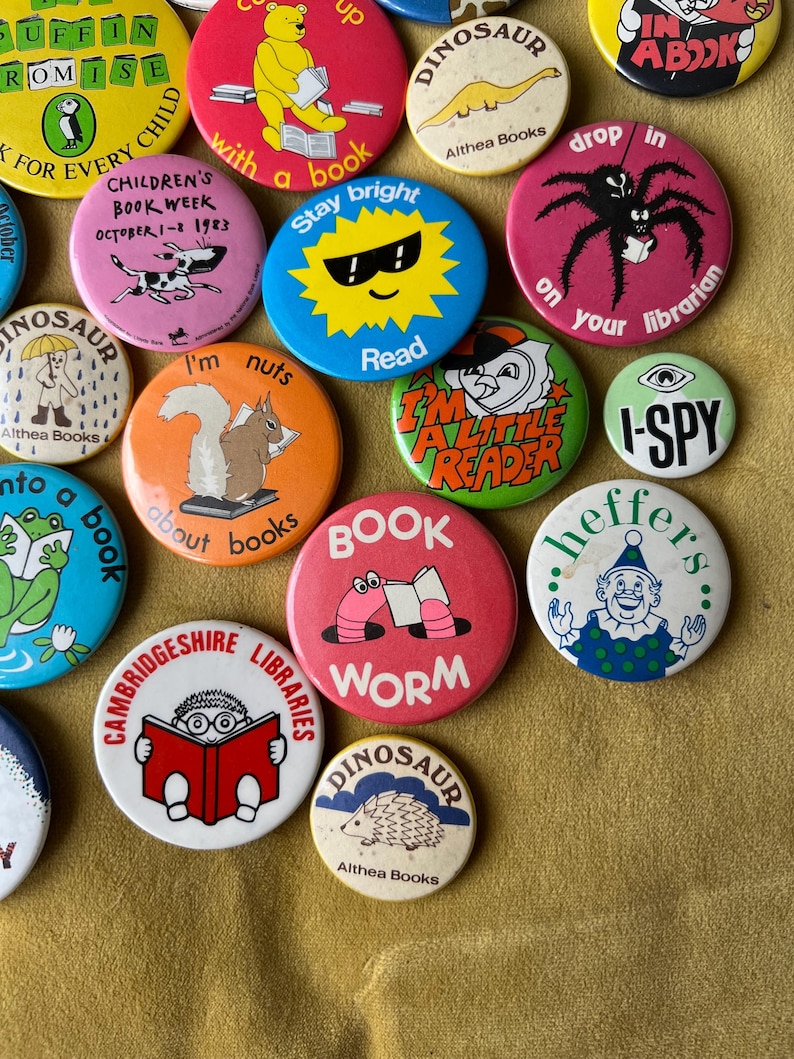Vintage Retro Pin Badges Books Libraries Reading 70s 80s Collectible ...