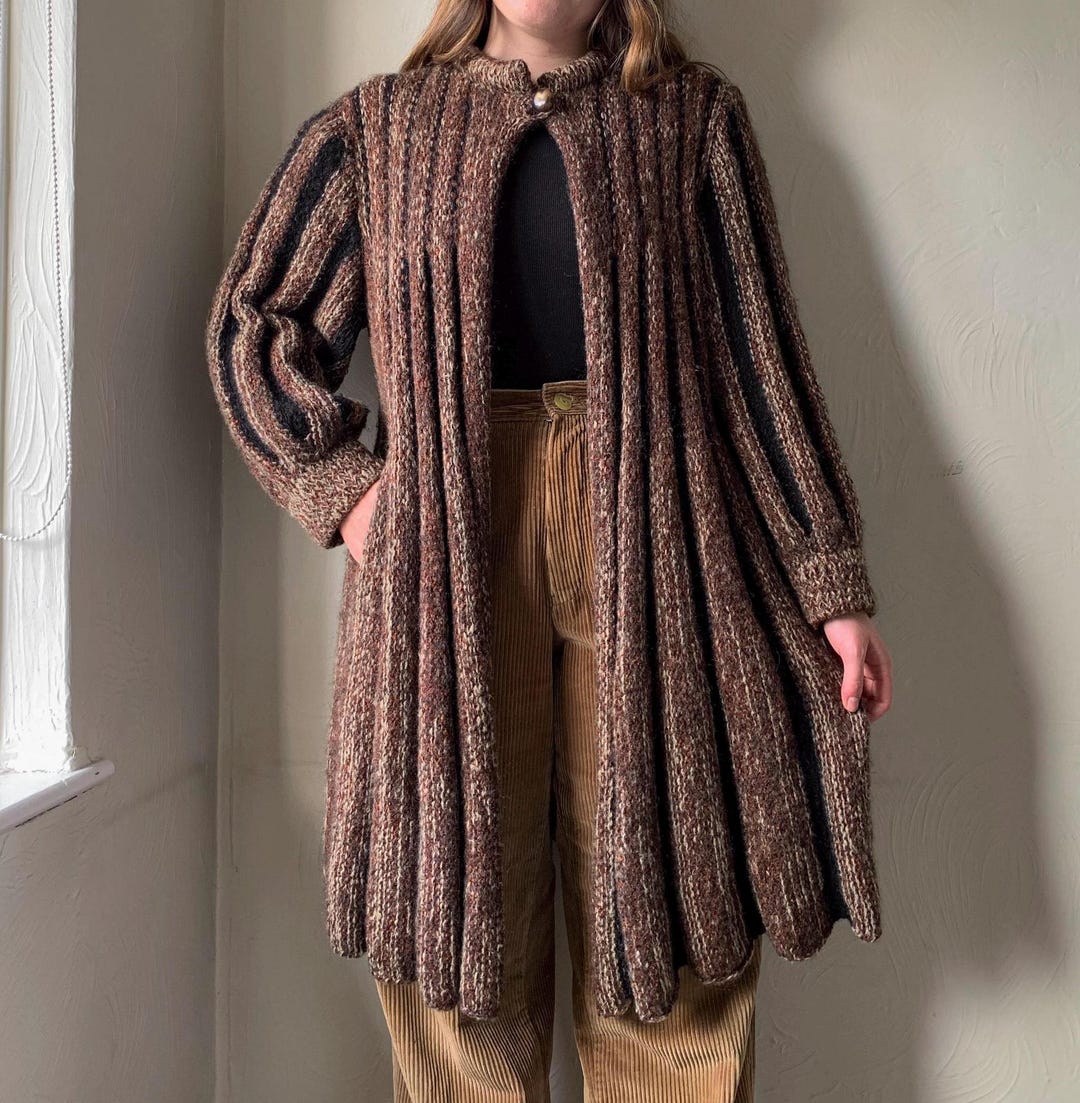 Vintage 1970s Brown Mary Farrin? Swing Swagger Pleated Knitted Knit ...