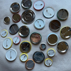 Vintage Retro Pin Badges Mascots Animals Brands | Retro 70s 80s 90s ...