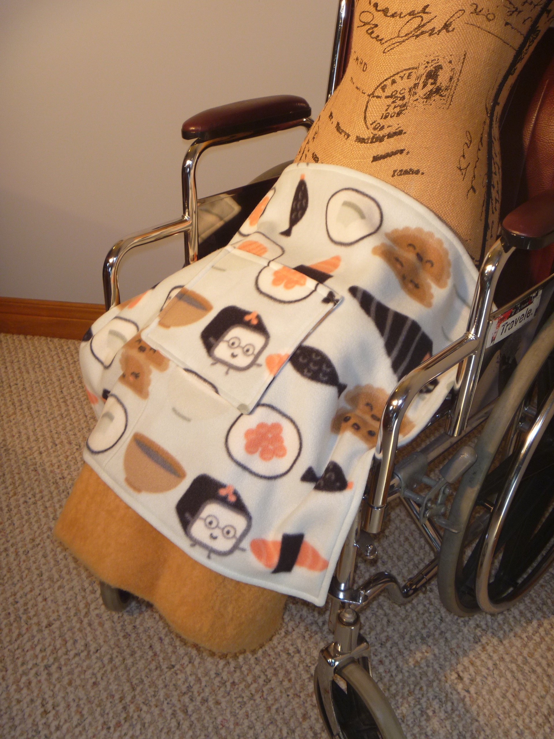 WHEELCHAIR LAP MAT Blanket, Small Leg Blanket/cover, Cozy Fleece ...