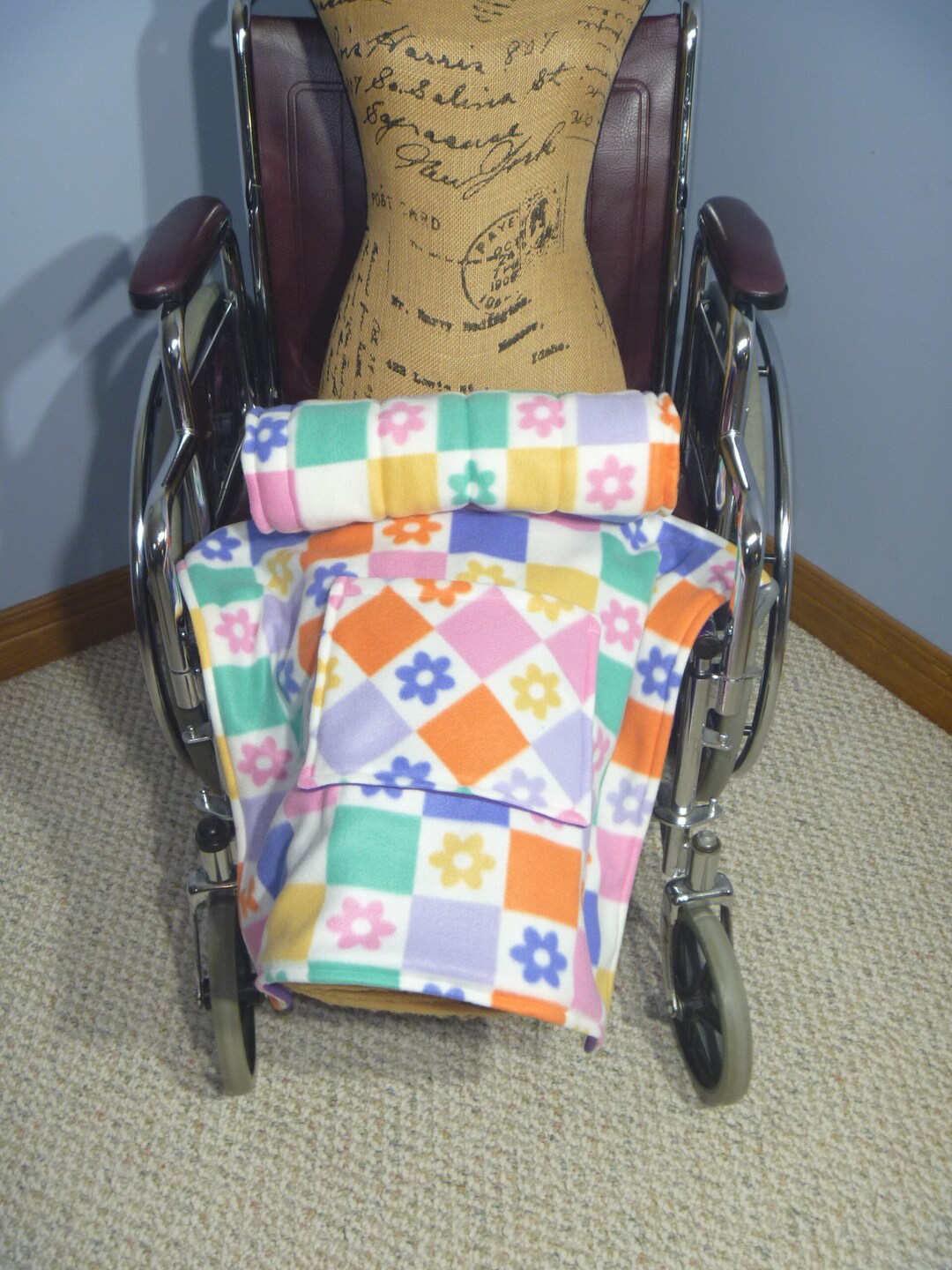 Hand MUFF / LAP BLANKET Combo, Wheelchair Lap Mat W/ Hand Warmer ...