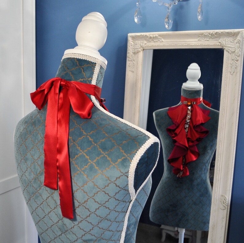 Collar corbata rojo puro seda collar jabot doble capa rojo - Etsy España