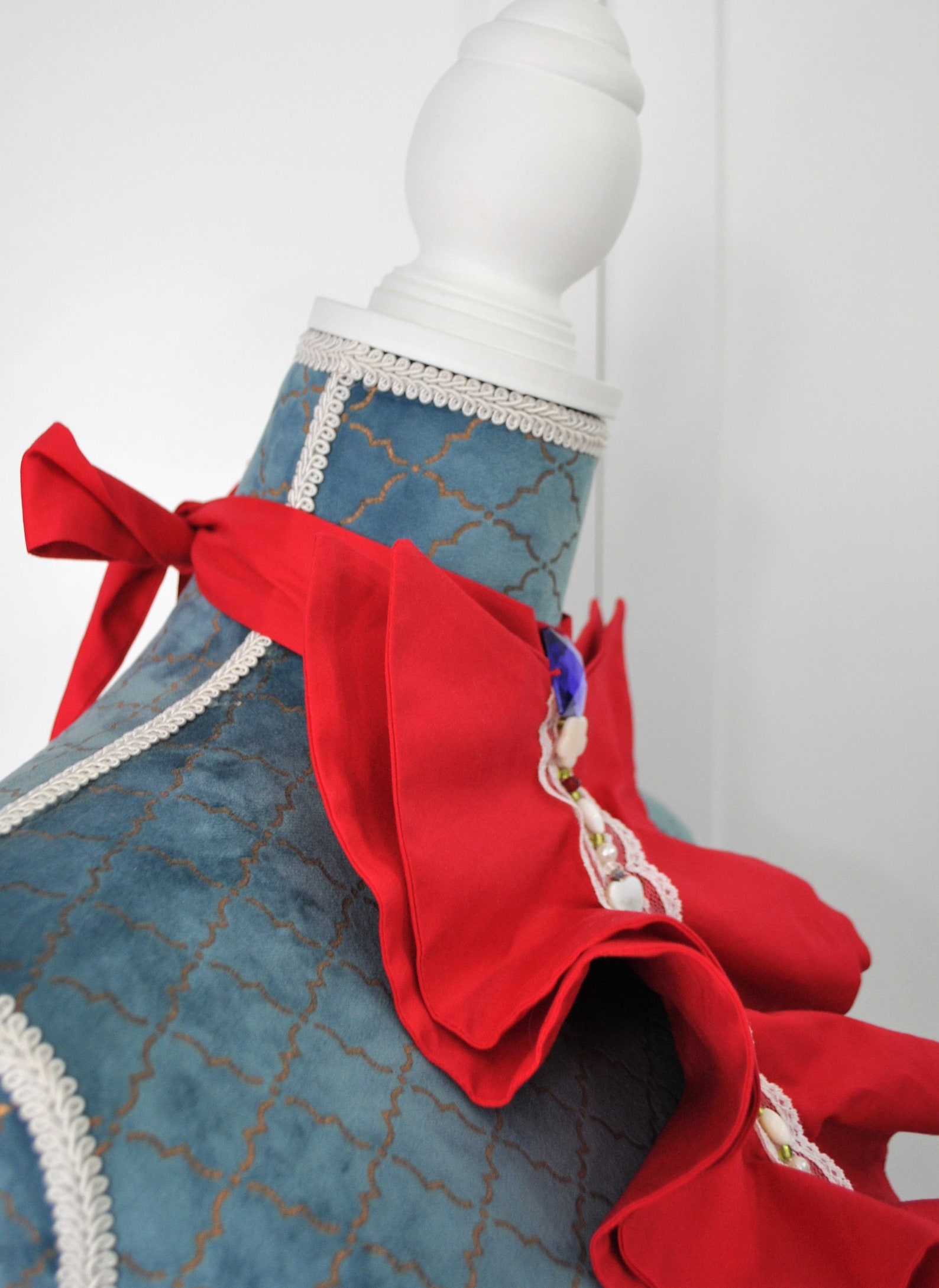 Necktie Ruffle Jabot, Lace Necktie Jabot, Coquillier Jabot Tie, Lace ...