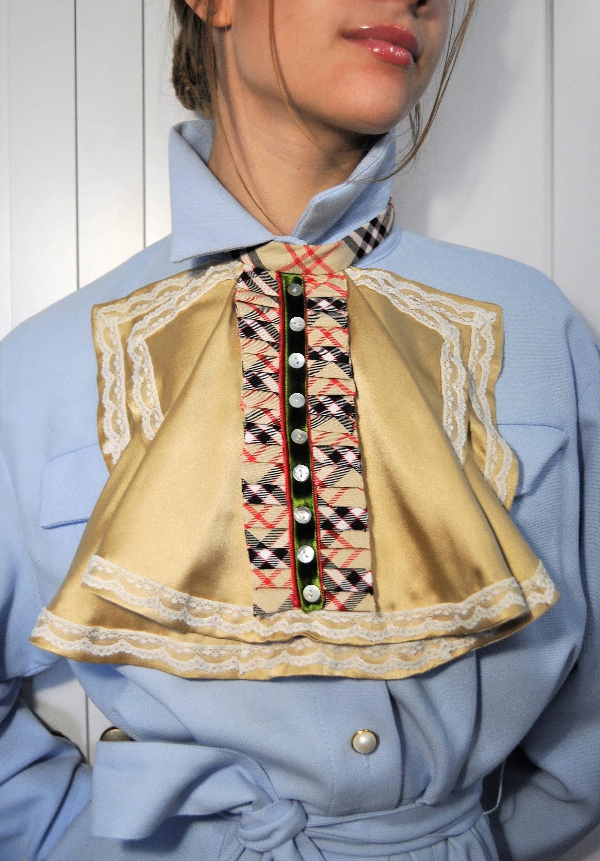 Collar chorrera volante seda, collar jabot seda corrugada, cuello ...