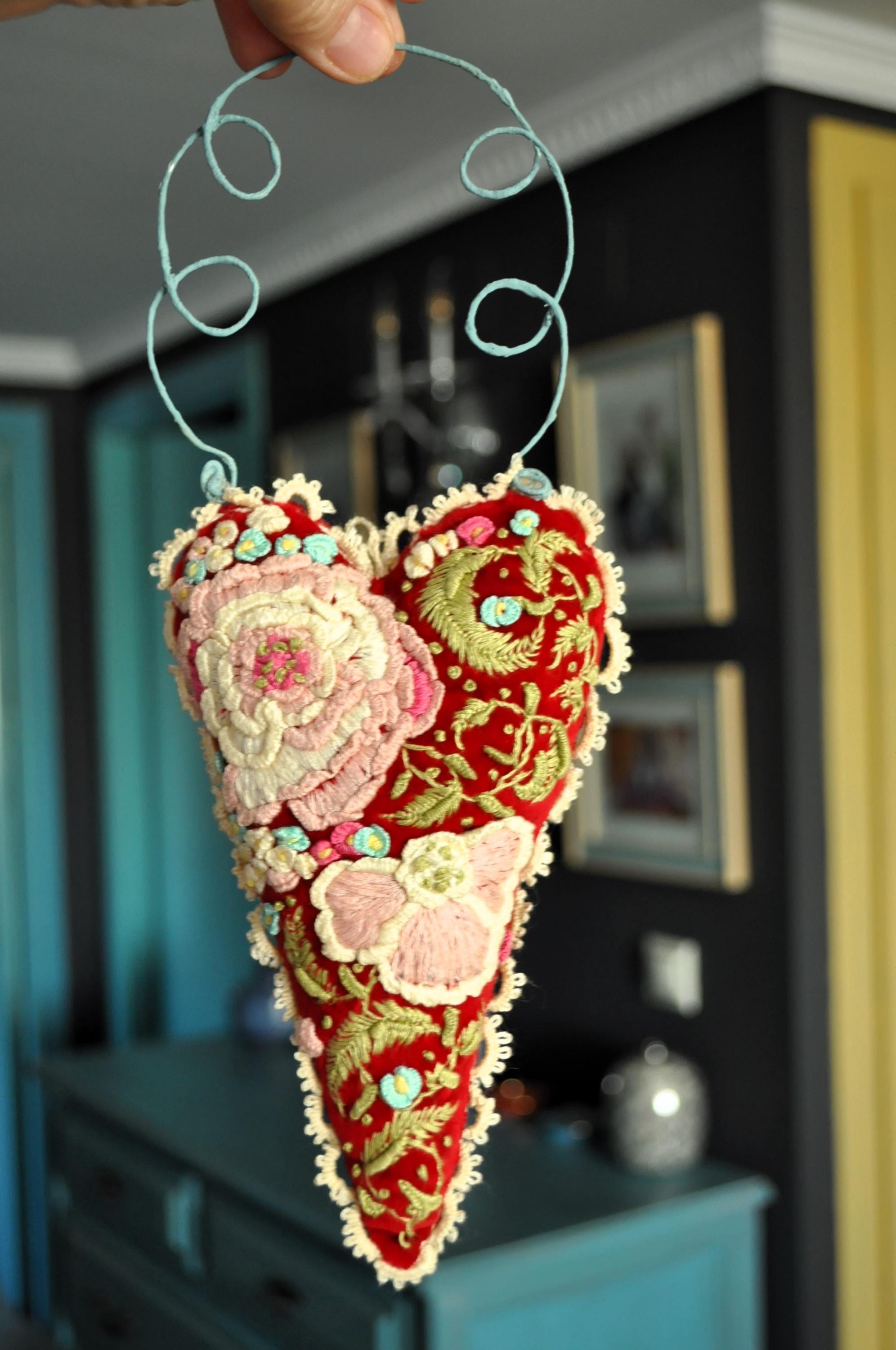 Embroidered Heart, Valentine Gift Heart, Red Velvet Heart, Brazilian ...