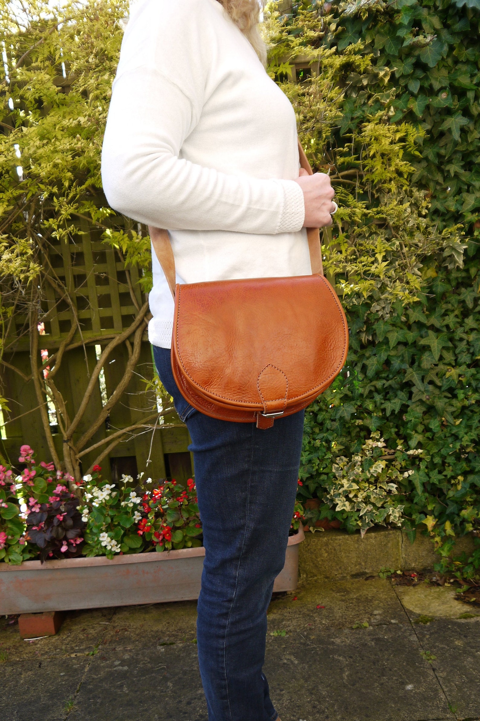 Handmade Leather Saddle Handbag - Etsy UK