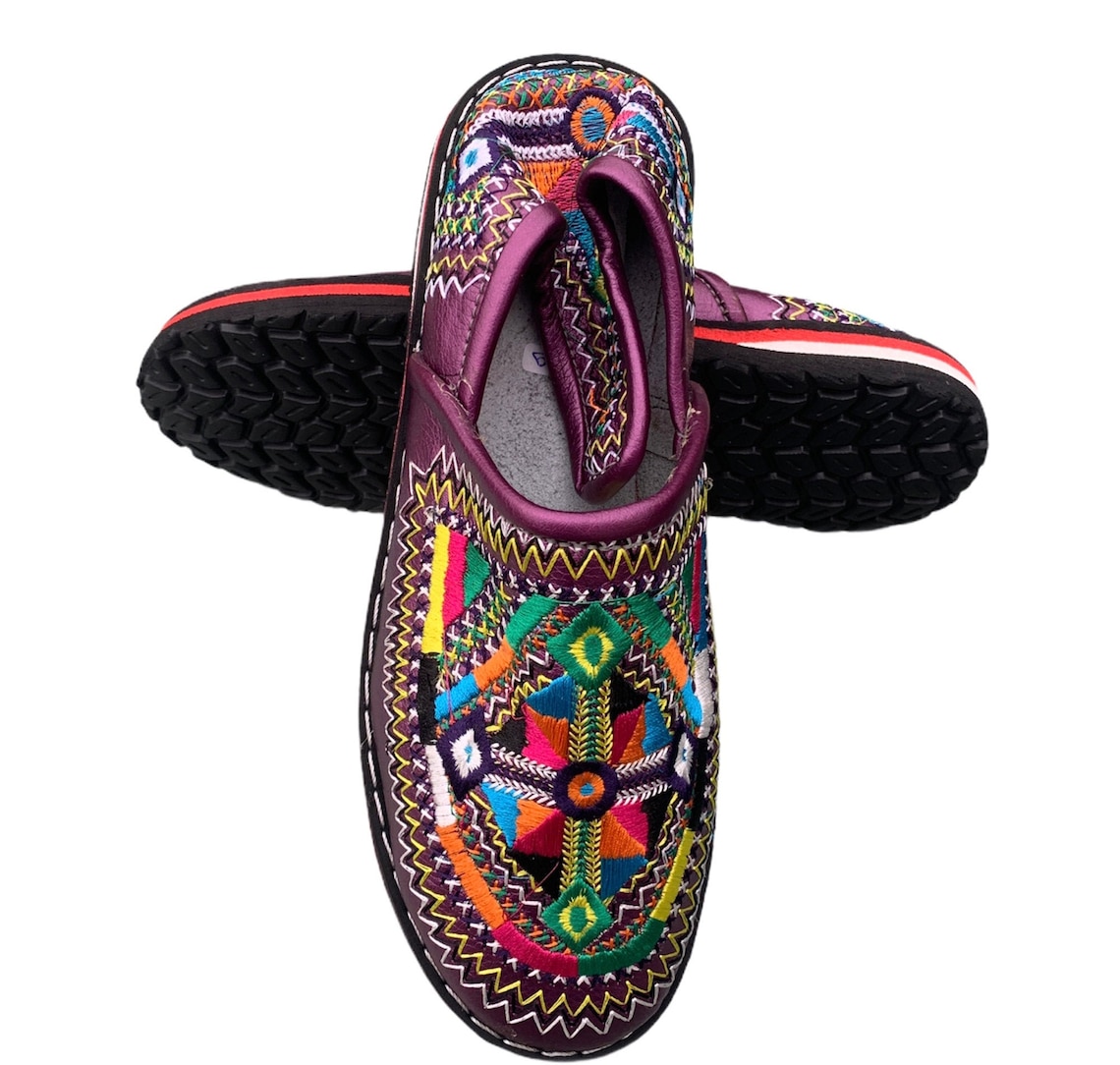 Moroccan Traditional Slippers, Embroidered Moroccan Babouche, Leather ...