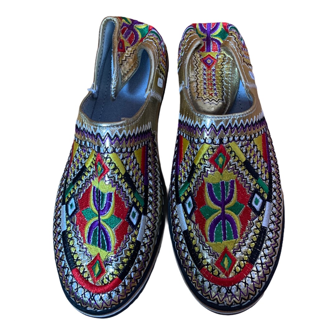 Moroccan Traditional Slippers, Embroidered Moroccan Babouche, Leather ...