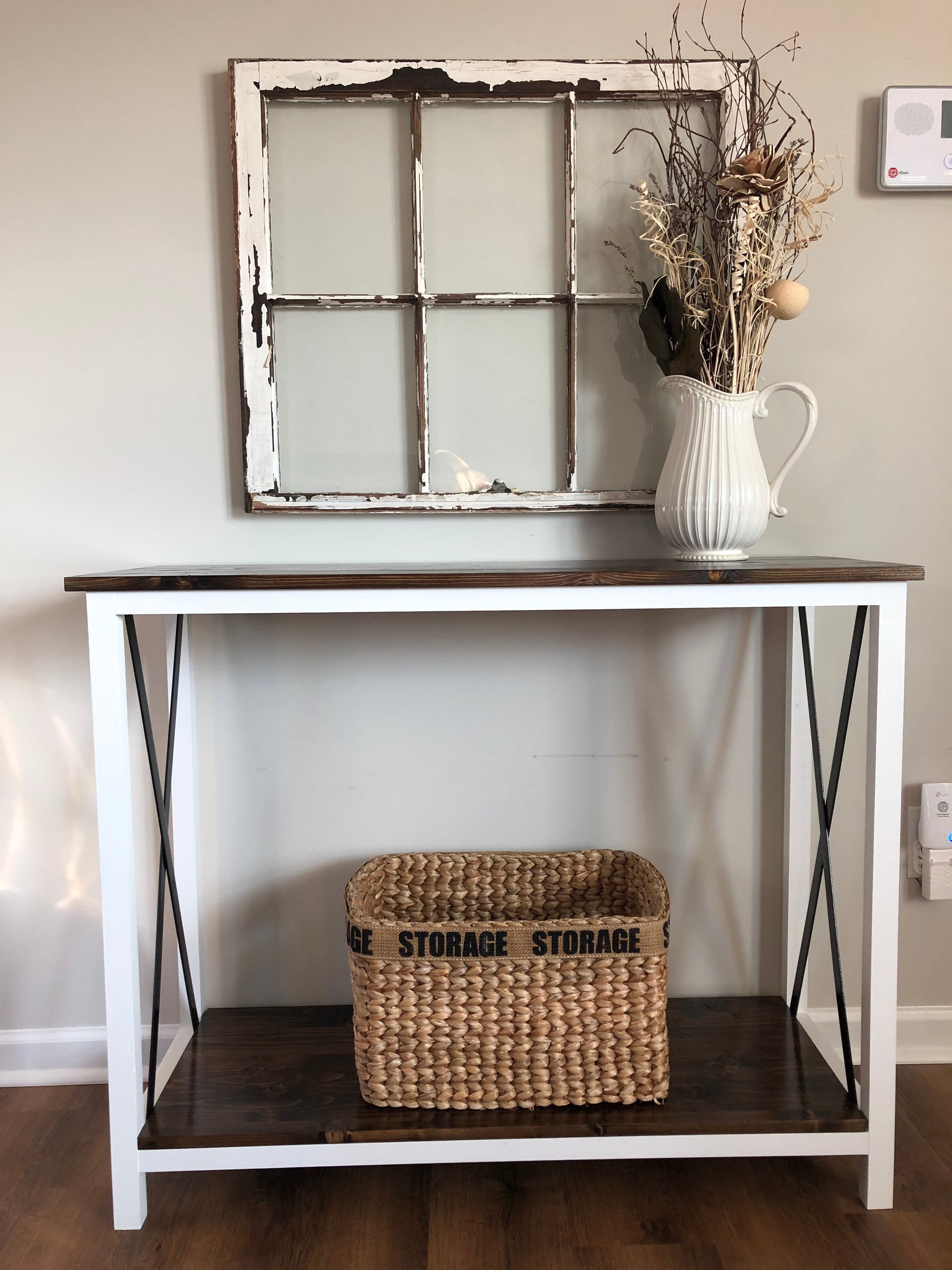 Farmhouse Entryway Table - Etsy
