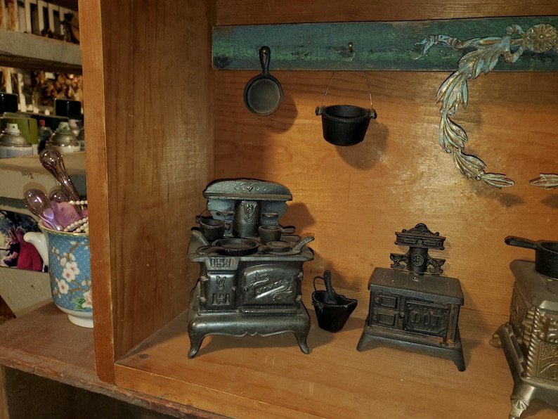 Assortment of Salesman Sample Wood Cook Stoves & Miniature Accessories ...