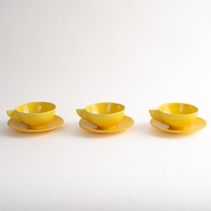 Vintage Mid-century Modern Yellow Triangle Handle Coffee Cups and ...
