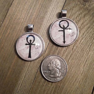 Custom Vampire: the Masquerade Grey Marble Glass Pendants & Keychains ...