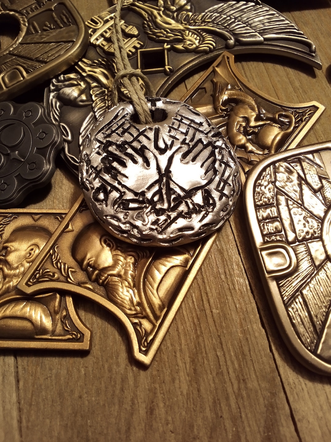 Resin Holy Symbol of Ilmater - Etsy