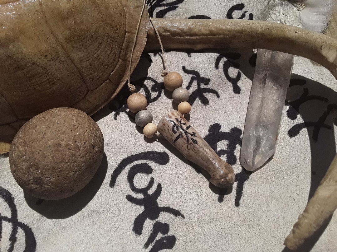 Uktena Antler Point Necklace - Etsy