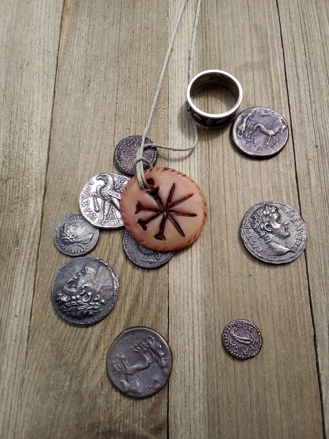 Resin Sumerian Dingir Amulet - Etsy