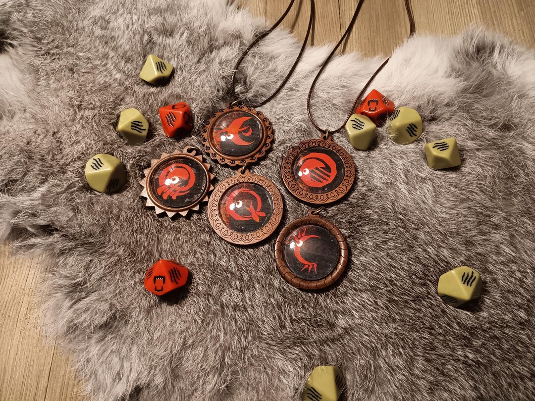 Glass Domed, Wooden Backed Werewolf the Apocalypse 5th Edition Auspice ...