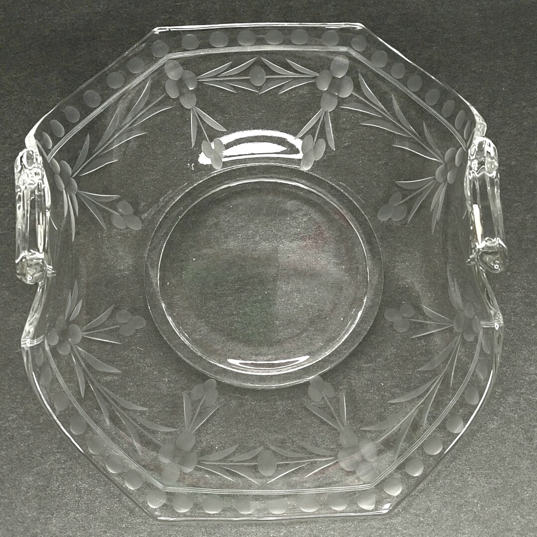 Heisey Glass Octagon Bon Bon Unknown Etch - Etsy