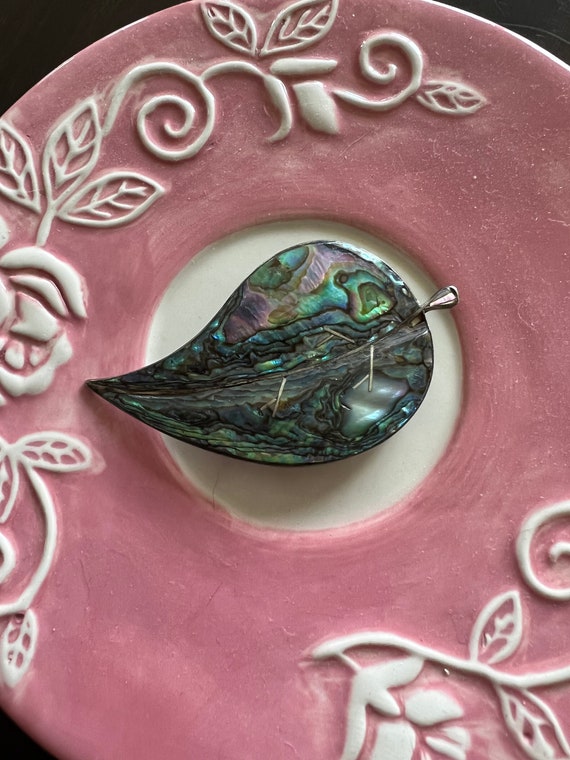 Vintage Silver Inlay Abalone Gem