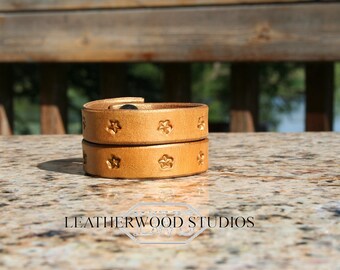 BDSM Cuff Bondage Bracelet Wrist Restraint Slave Wear in Black Leather ...