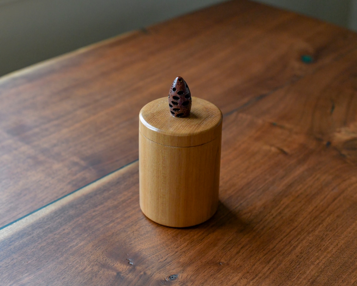 1800s Old Growth Maple Tea Caddy/Salt/Sugar Box w/Banksia Pod | Etsy