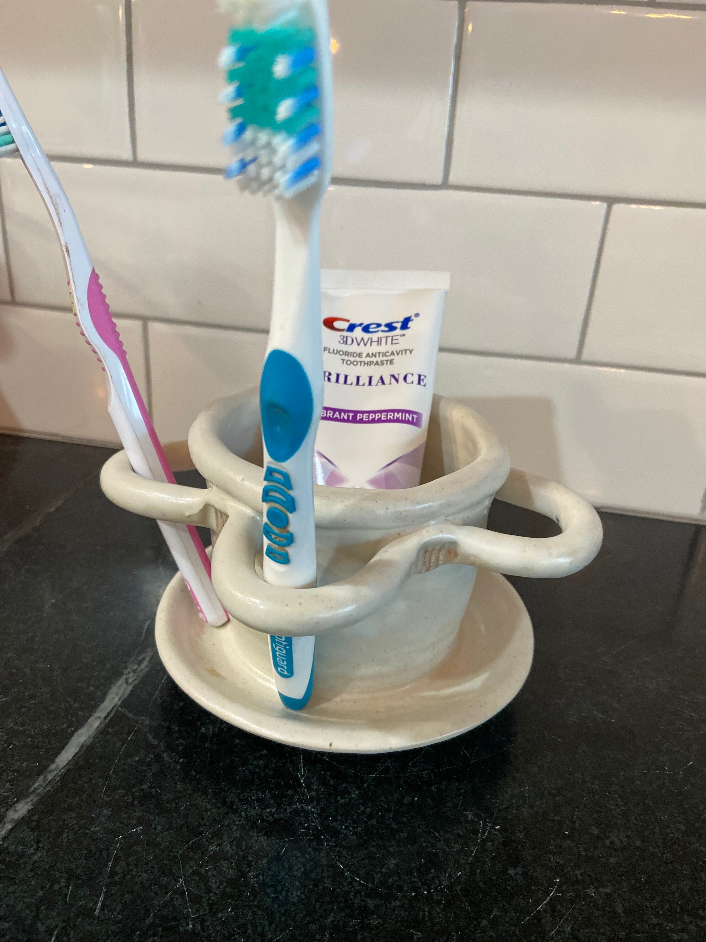 Crest 3d White Toothbrush