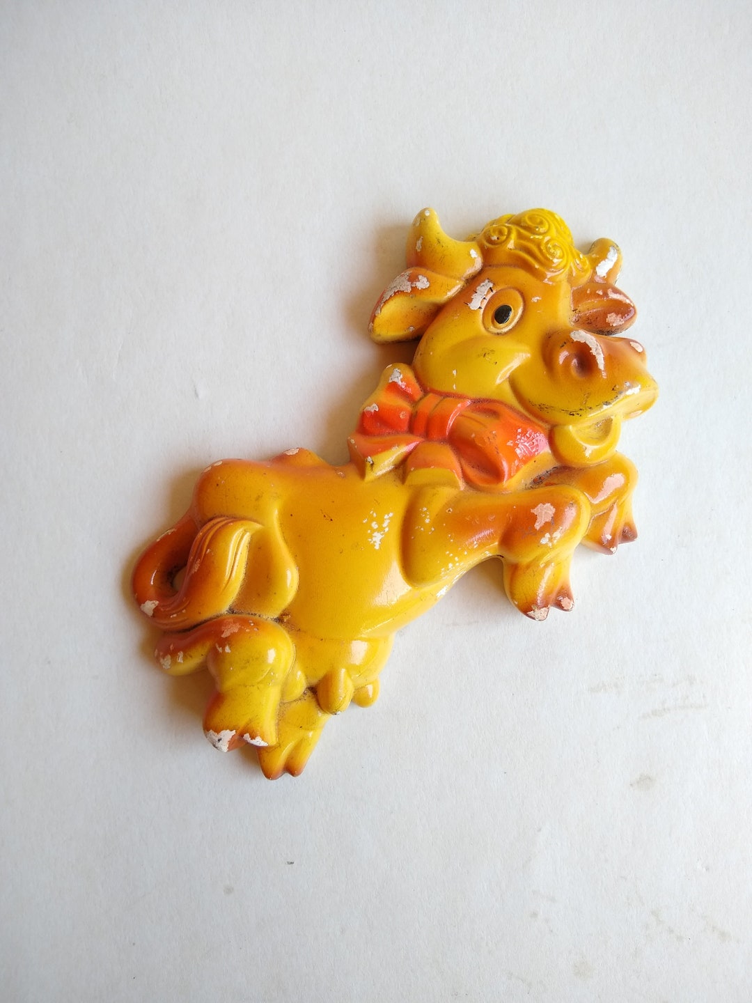 Vintage Chalkware Cow Jumping Over Moon, Vintage Chalk Yellow Cow Wall ...