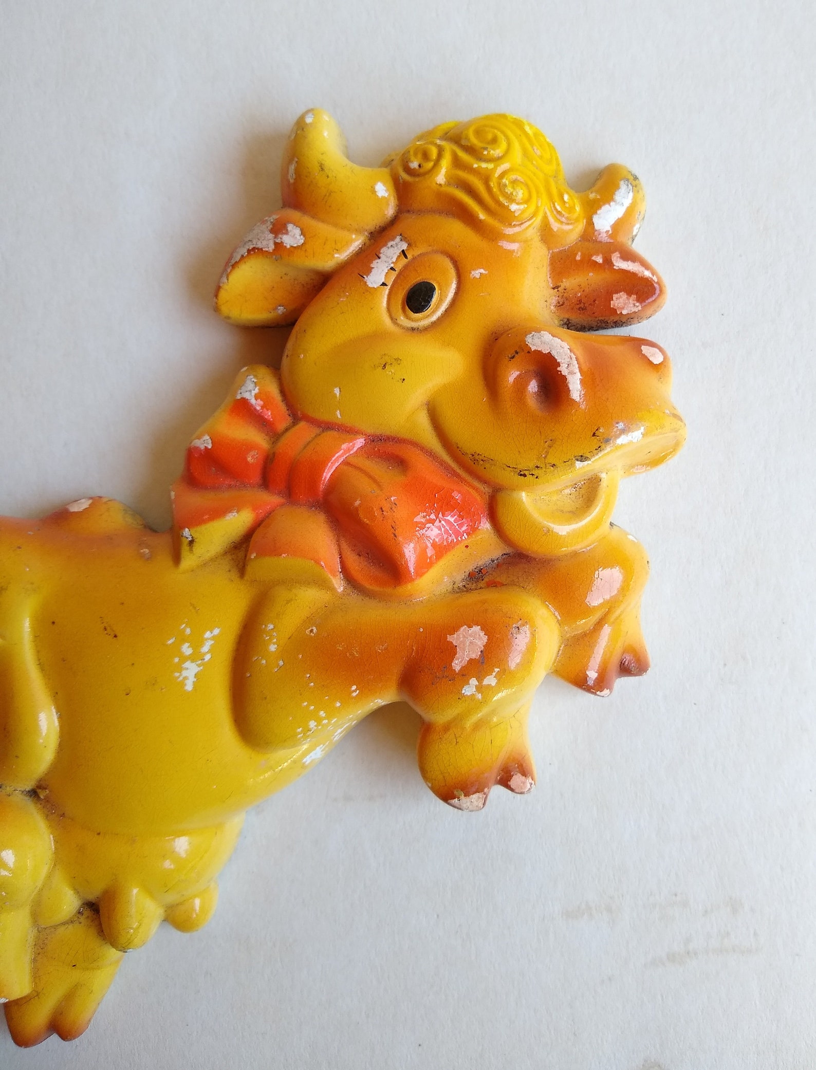 Vintage Chalkware Cow Jumping Over Moon, Vintage Chalk Yellow Cow Wall ...