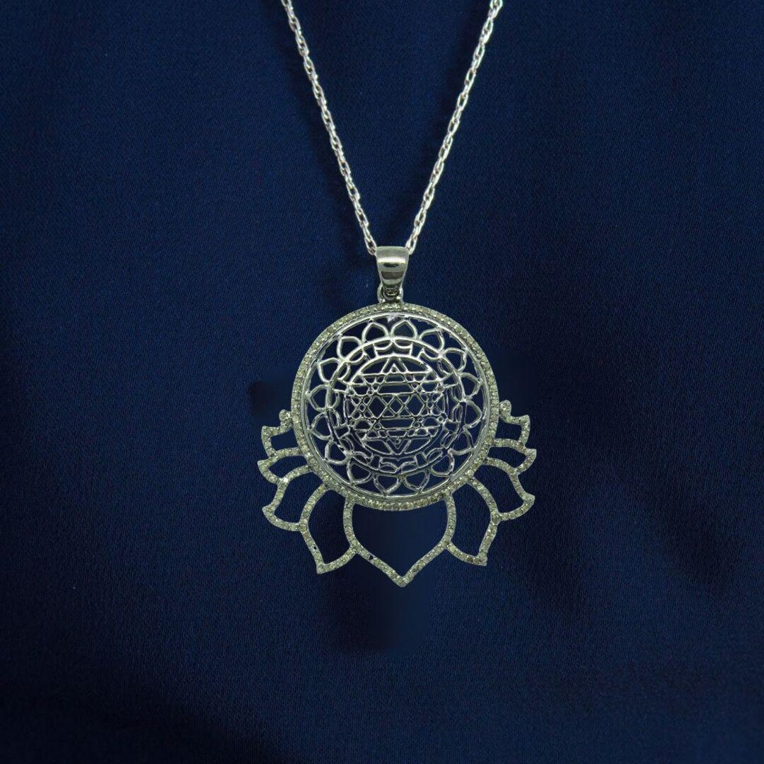 925 Sterling Silver Sri Yantra Pendants, Shree Yantra Pendants, Maa ...