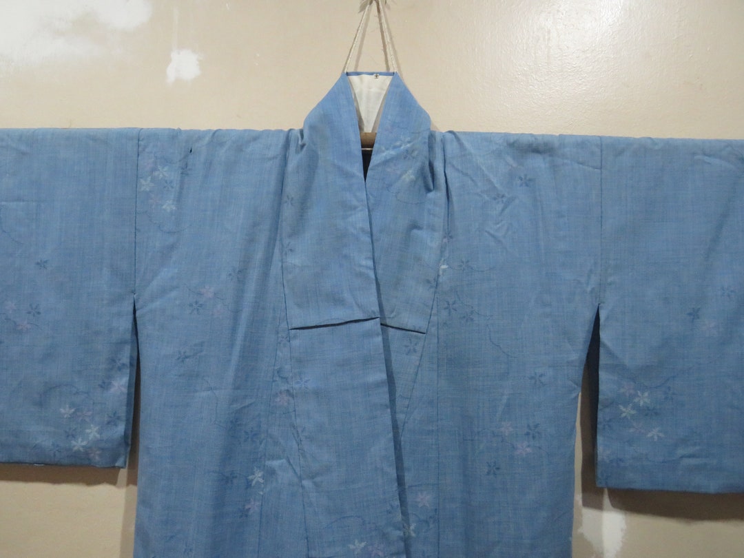 Vintage Japanese Kimono Blue Color Flower Pattern Kimono Robe Nightwear ...