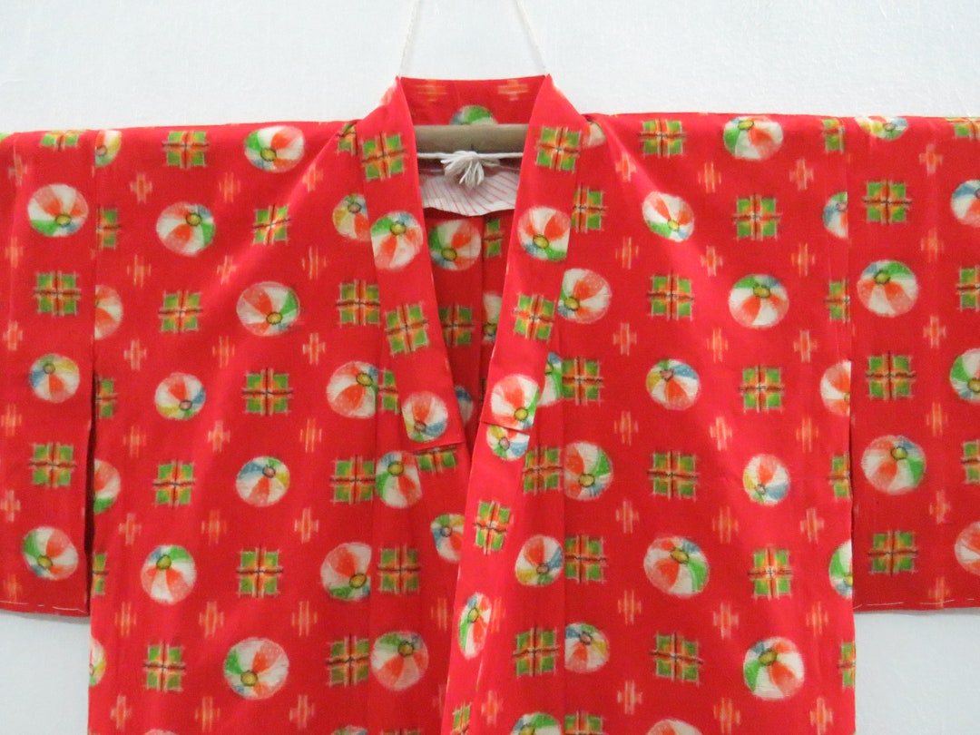 Vintage Japanese Kimono Red Color Abstract Pattern Kimono Robe ...