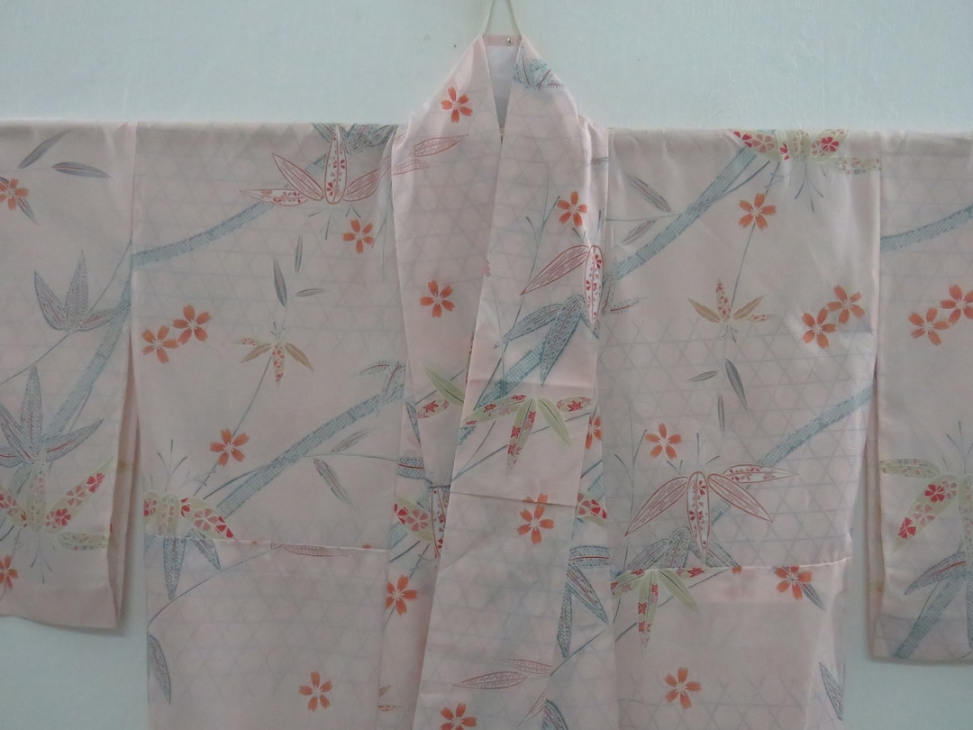 Vintage Japanese Kimono Soft Pink Color Flower Pattern Kimono Robe ...